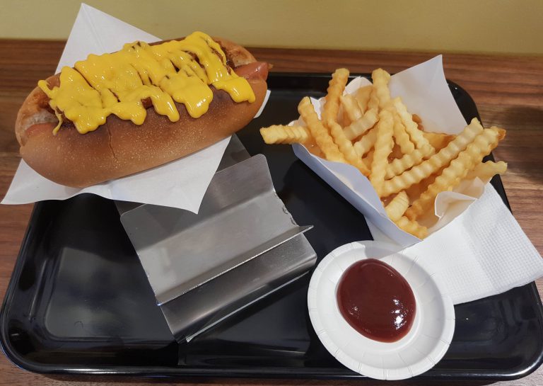Jimmy’s Hot Dog – Better Than Timeout? - Taipei Travel Geek