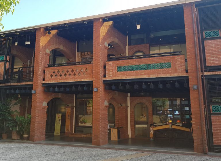 Take a Walk Through the Bopiliao Historical Block - Taipei Travel Geek