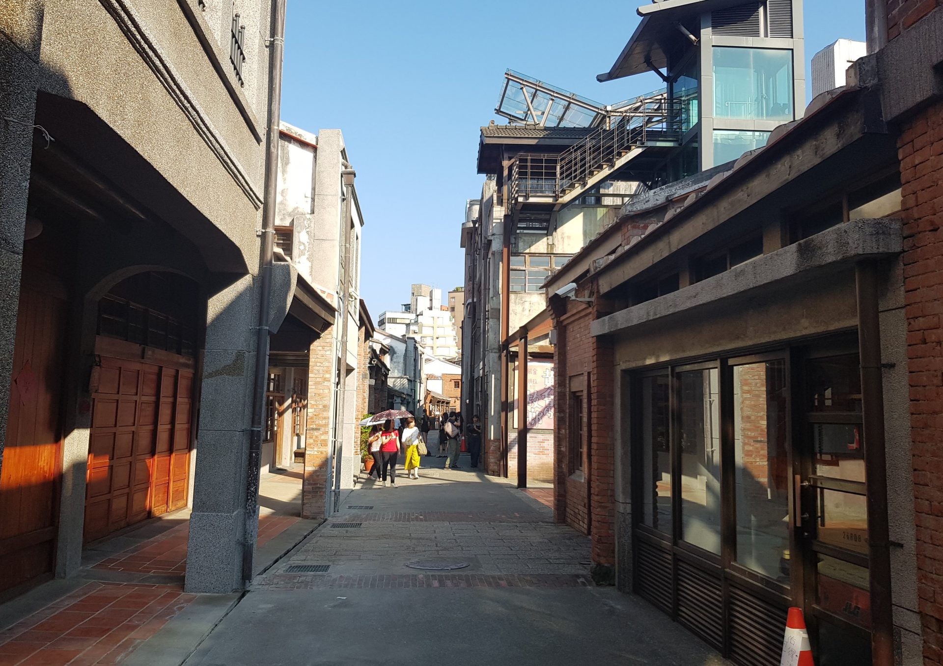Take a Walk Through the Bopiliao Historical Block - Taipei Travel Geek