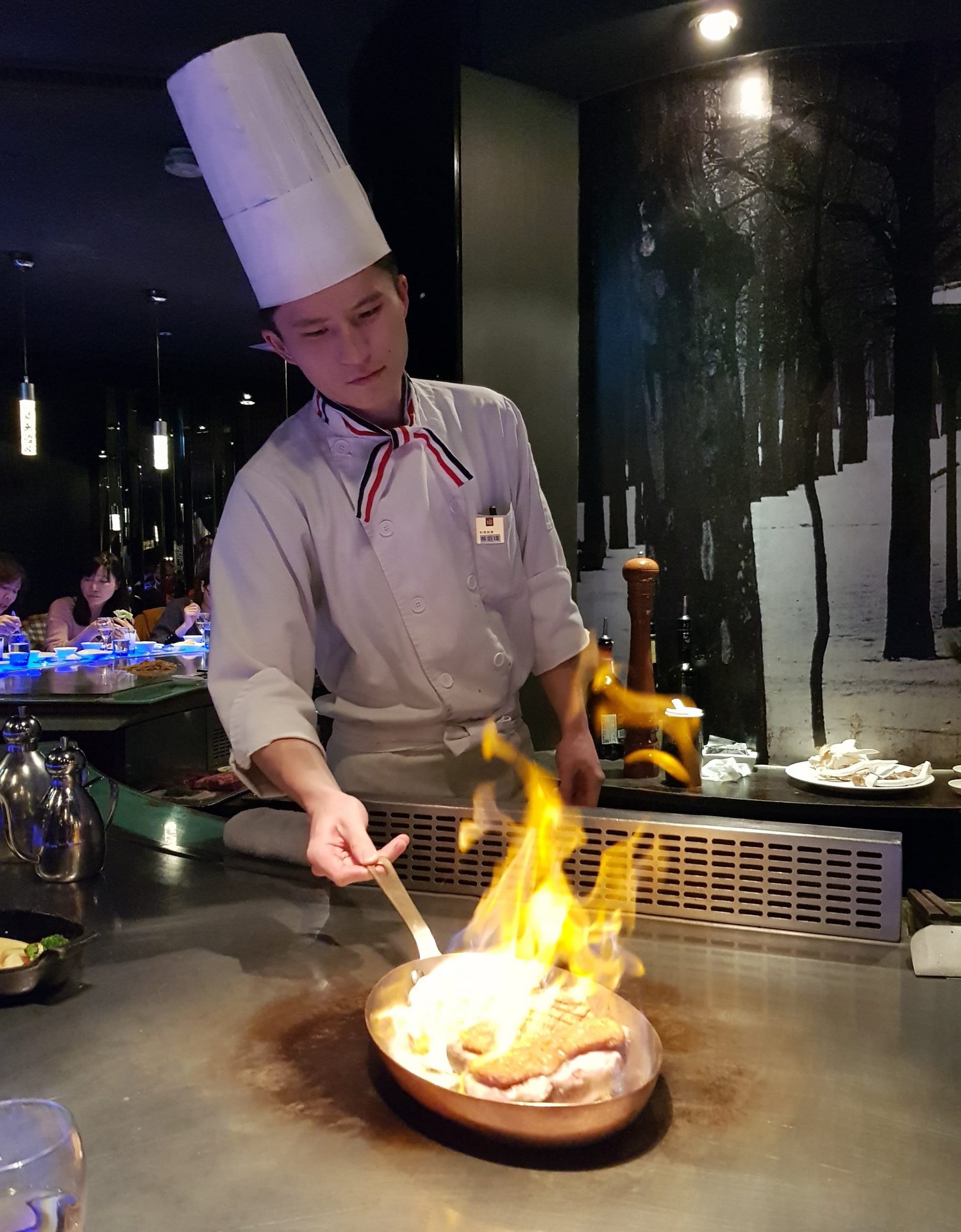 Chamonix - Teppanyaki Guaranteed to Satisfy - Taipei Travel Geek