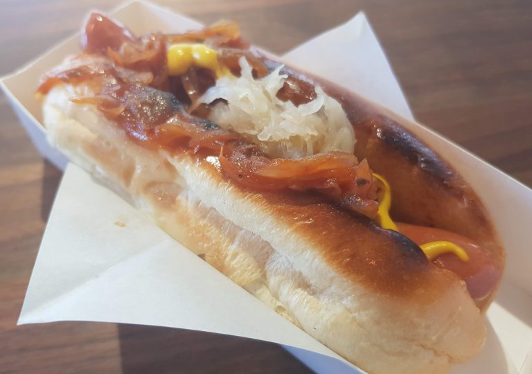 Jimmy’s Hot Dog – Better Than Timeout? - Taipei Travel Geek