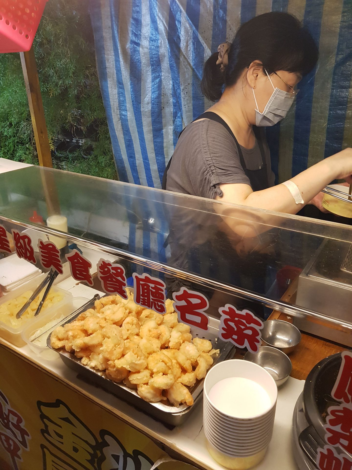 How to Find Every Michelin Food Stand at Raohe Night Market - Taipei Travel Geek