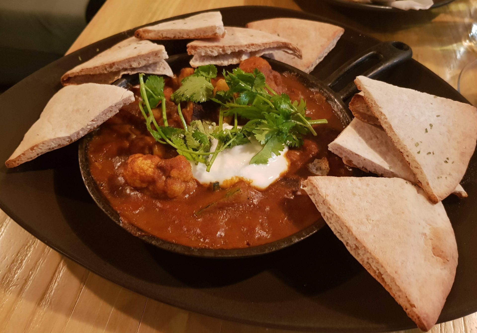 Hip Vegetarian Food at Herban Kitchen & Bar - Taipei Travel Geek
