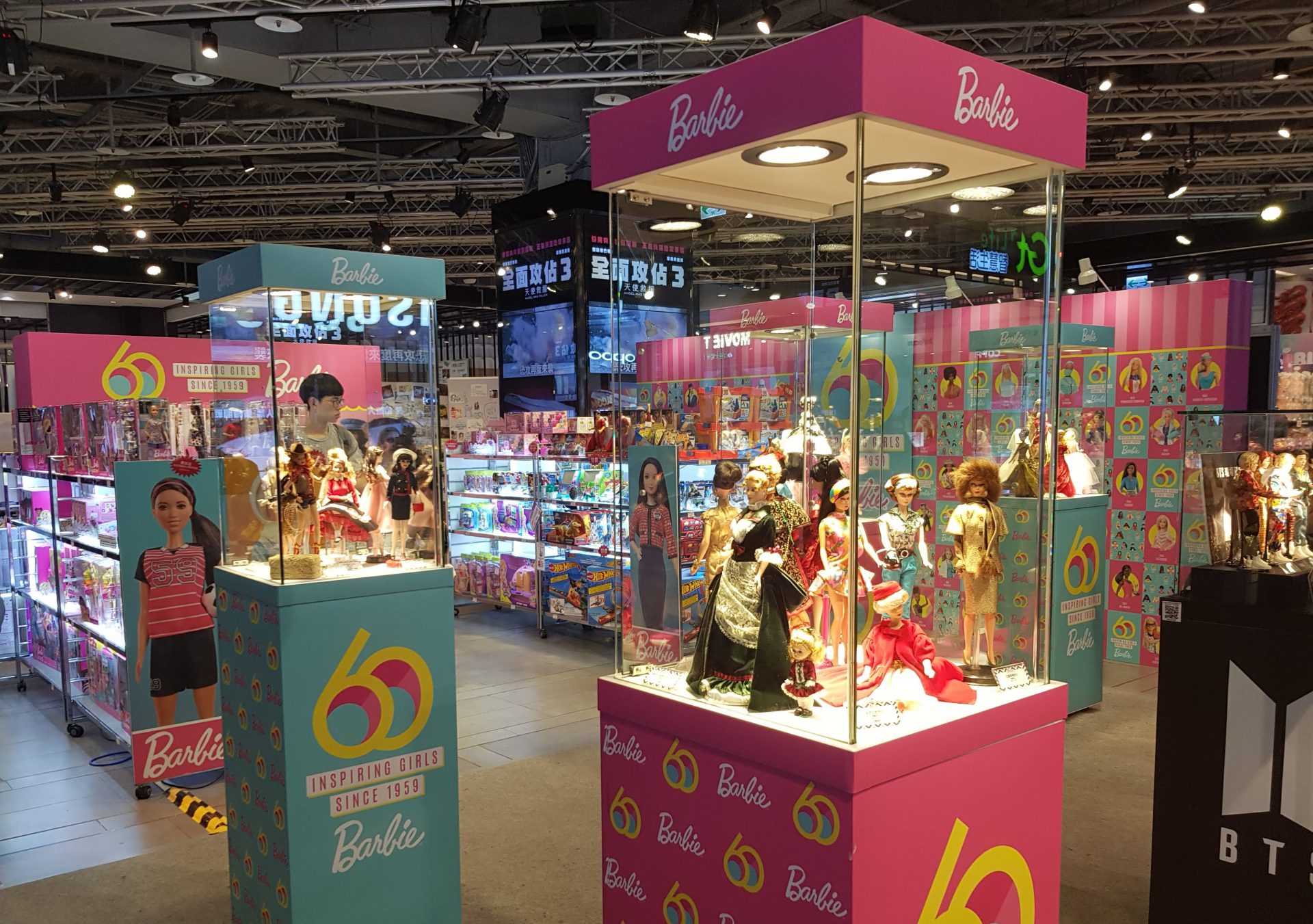 A Technophile's Delight at Syntrend Creative Park - Taipei Travel Geek