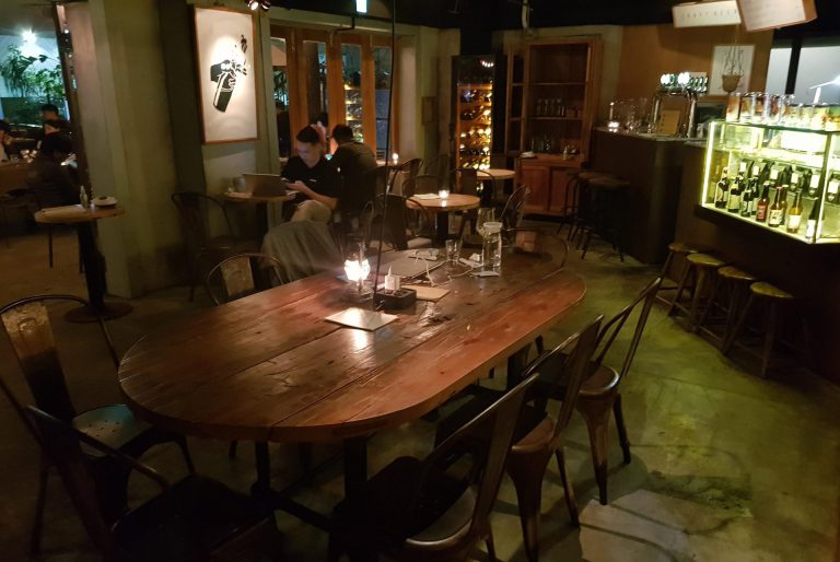 Cafe Costumice - Great for Working or Socialising - Taipei Travel Geek